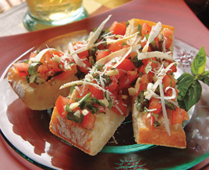 Tomato & Basil Crostini | CelebrateMORE.com